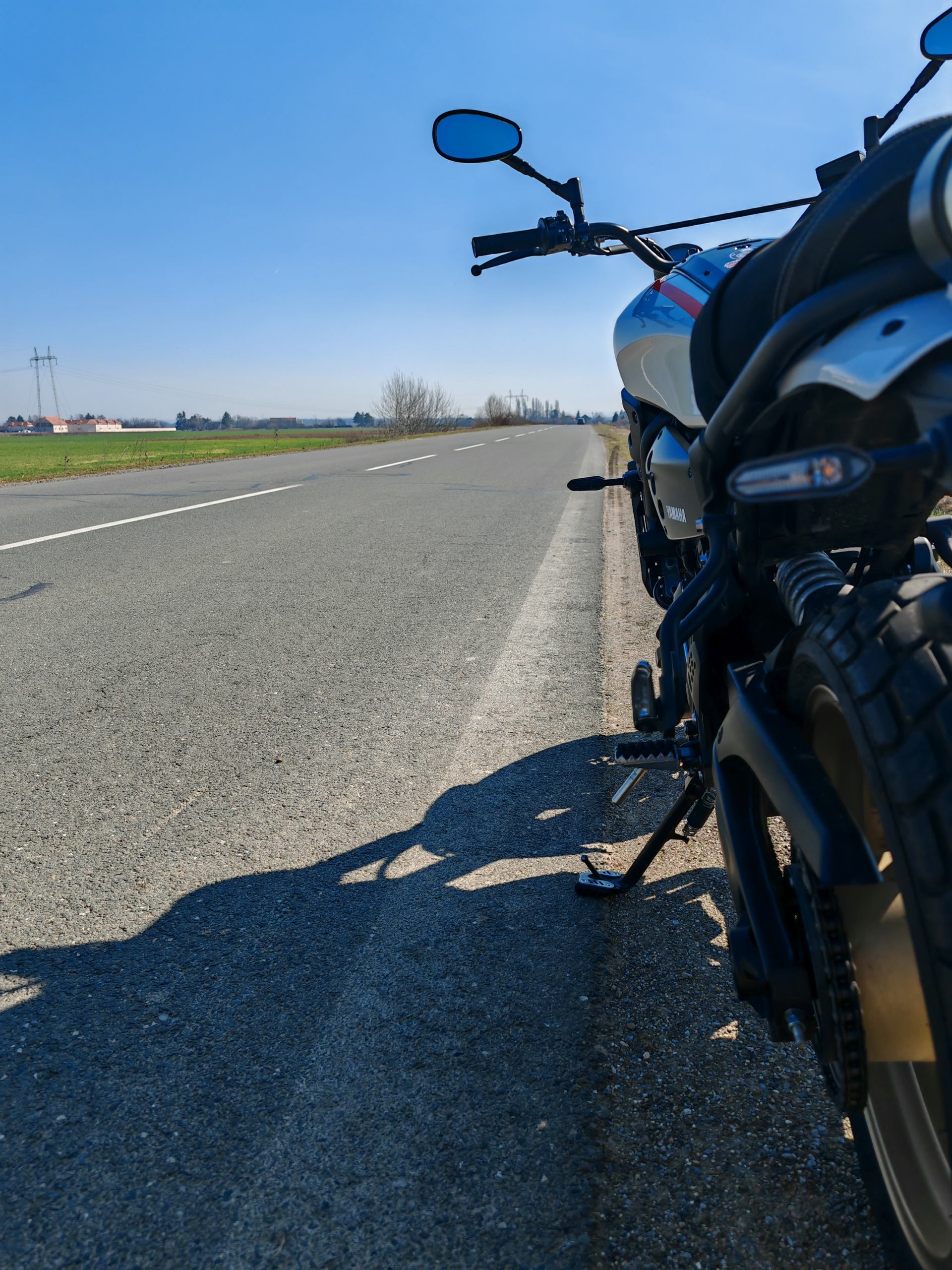 Yamaha XSR700 Engine and Straight-line Performance Review - MotoStatz